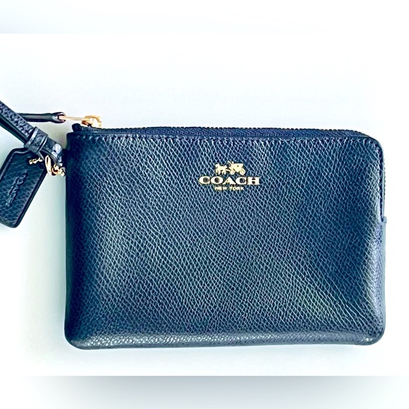Coach | Bags | Coach Navy Blue Wristlet Euc Gold Zipper Super Cute Coin ...